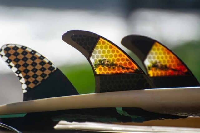 How to Install Surfboard Fins: A Step-by-Step Tutorial