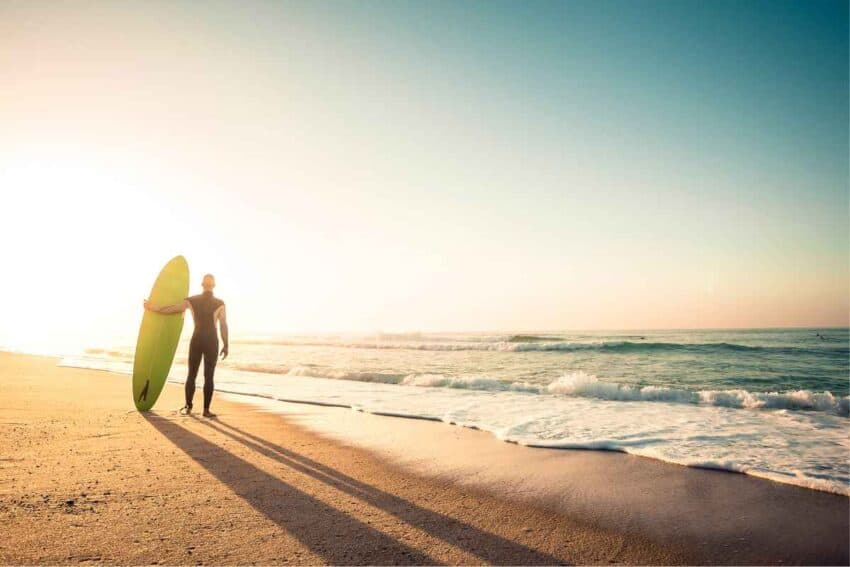 Surfing Tricks: Master the Waves with Expert Techniques