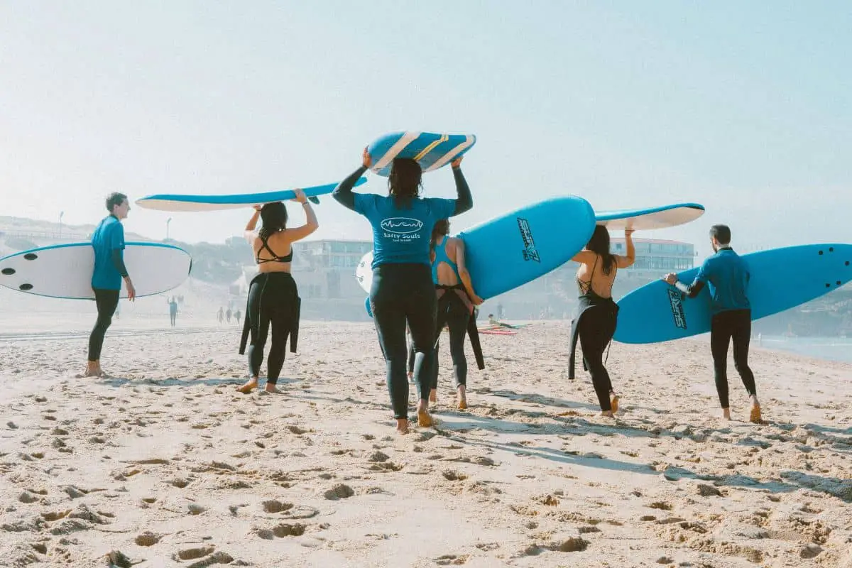 Why Is Surfing So Addictive? (Here Are the Exact Reasons)