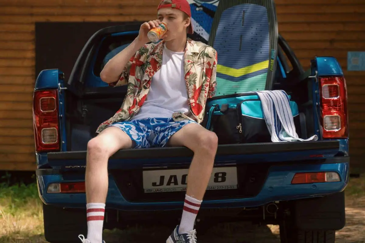 Best Cars for Surfers: Top 10 Rides for Surfing Adventures