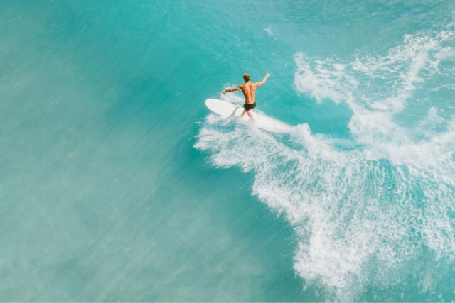 Top 5 Critical Surfing Tips for Beginners!