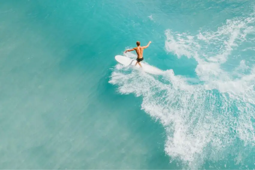 Top 5 Critical Surfing Tips for Beginners!