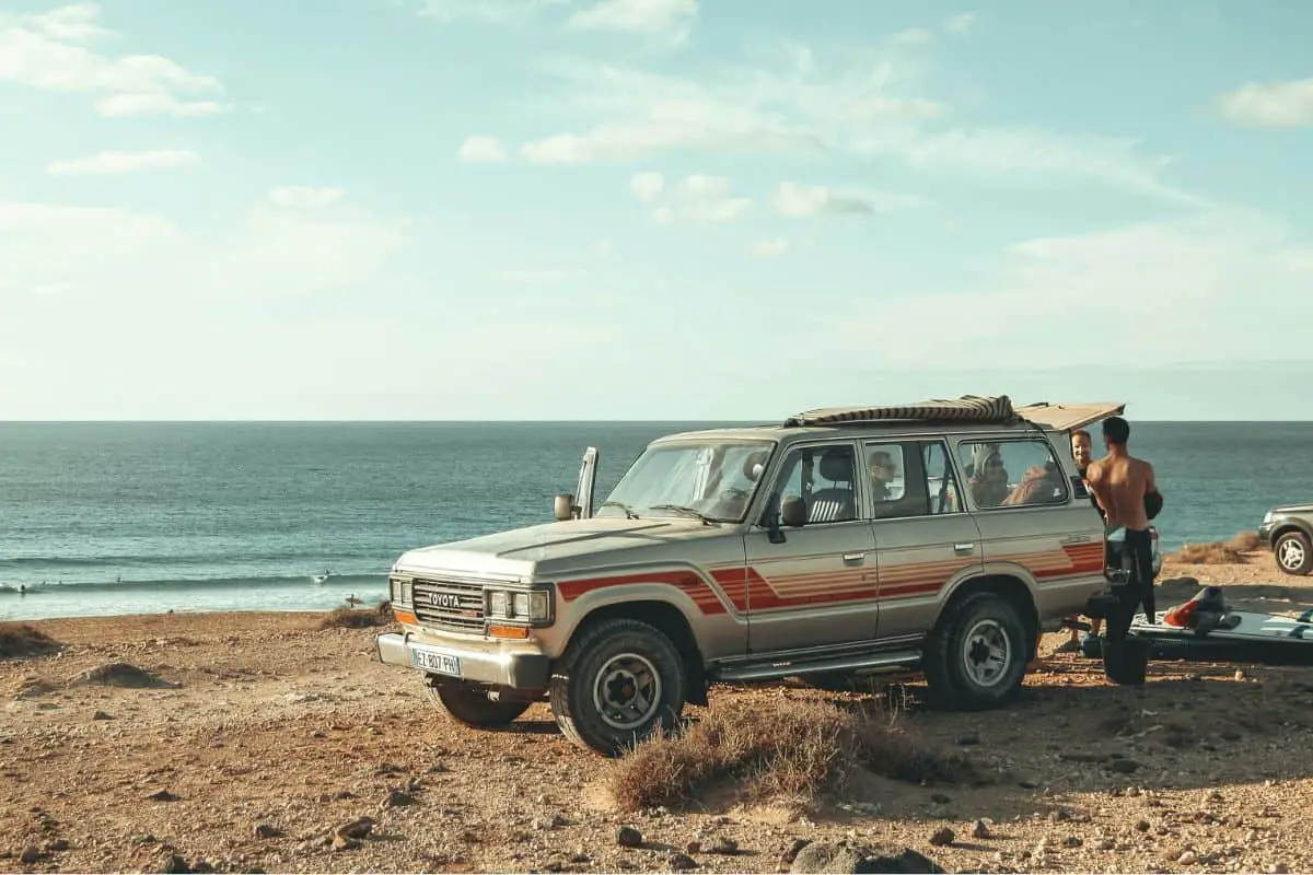 Best Cars for Surfers: Top 10 Rides for Surfing Adventures
