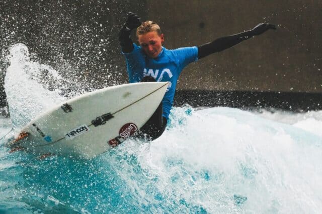 How Do Wave Pools Work: Unveiling the Mechanics Behind Artificial Waves